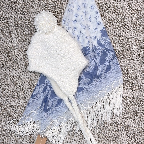 Francesca's Collections | Accessories | Francescas Sonoma Winter Bundle ...